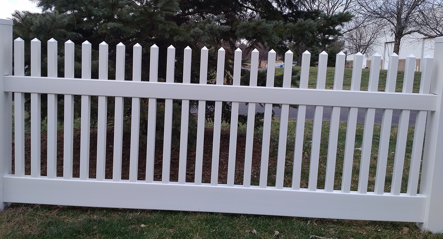 Vinyl Picket Fencing | Vinyl Fencing | Weatherables