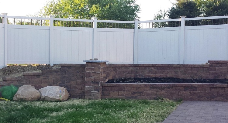 Vinyl Privacy Fencing | Durable Vinyl Fence | Weatherables
